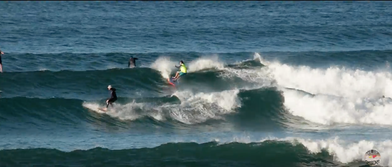 SUP Surfing the Alley - Gold Coast - SUP World Mag